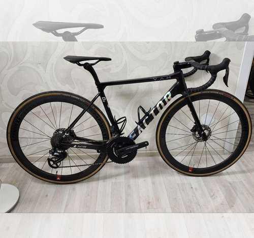 Топовый Factor O2 V.A.M. Di2 2022 (52/165-172,SRM)