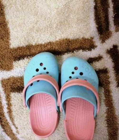 Продам сланцы crocs