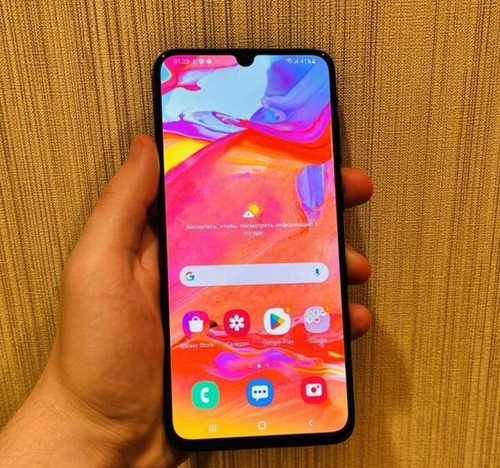 Samsung Galaxy A70, 6/128 ГБ