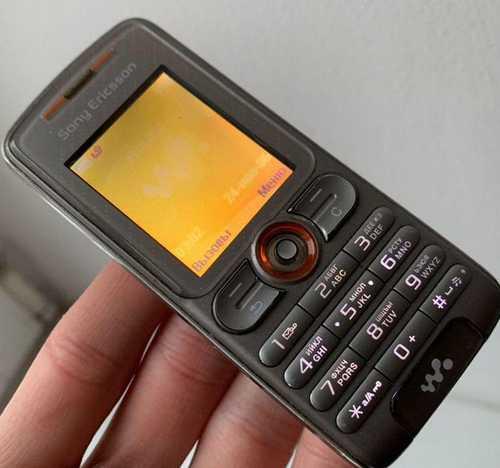 Sony Ericsson W200i