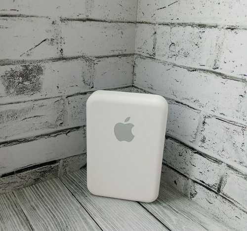 Повербанк беспроводной Magsafe 5000 mAh