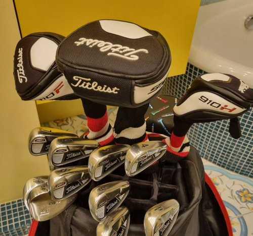 Комплект гольф клюшек Titleist