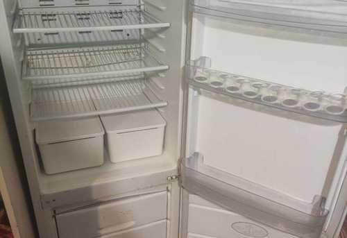 Холодильник требуется ремонт