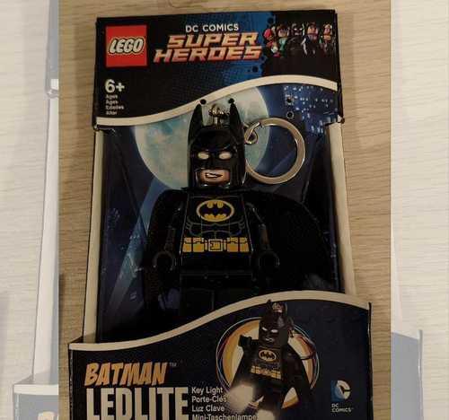 Lego брелок Batman с фонариком