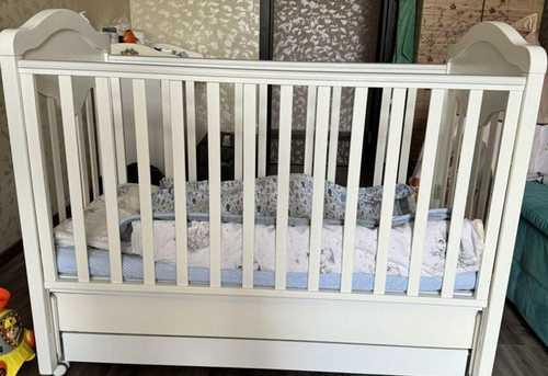 Детская кровать для новорожденных с комодом