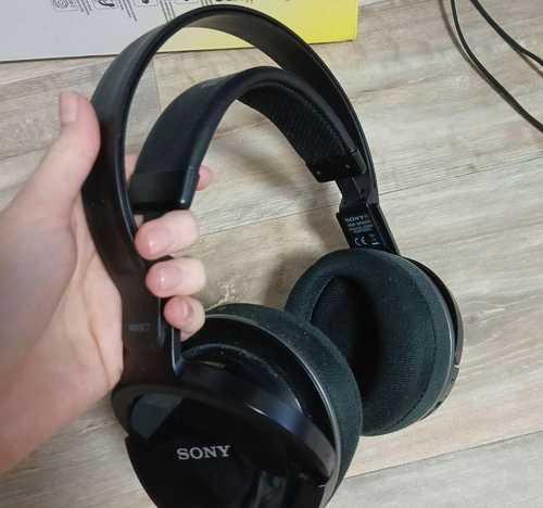 Аккумуляторные наушники Sony mdr-rf855rk