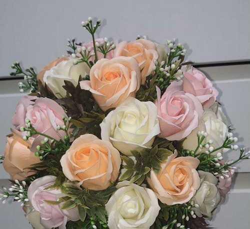 Свадебный декор,из пенных роз. Аренда, продажа