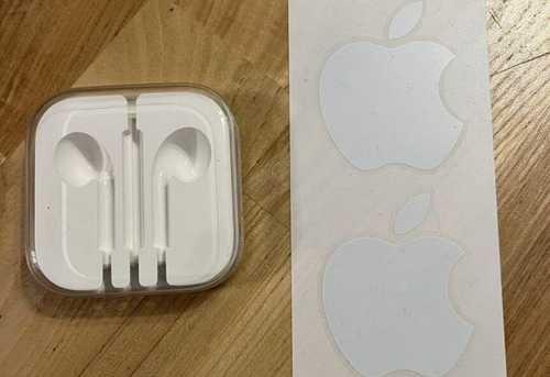 Чехол для наушников + наклейки Apple