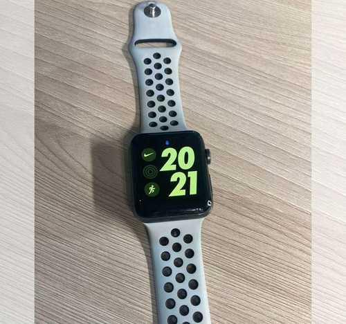 Apple Watch 3 42mm nike