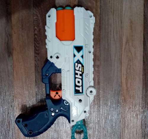 Продам пистолет nerf