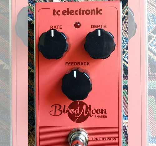 TC electronic blood moon phaser - гитарная педаль