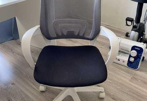 Компьютерный стул