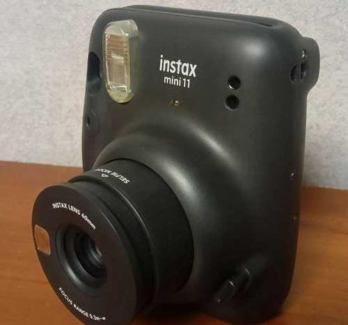 Фотоаппарат моментальной печати Instax mini 11