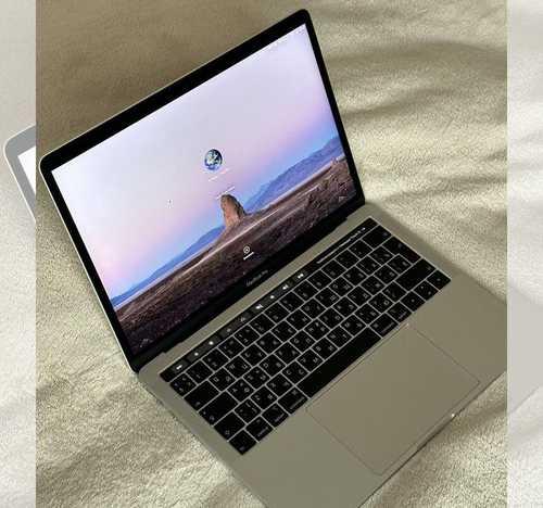 Apple macbook pro 13 2020 m1 8gb 256