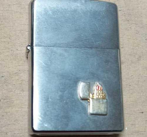 Зажигалка бензиновая zippo