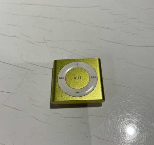 Плеер iPod shuffle 4 2гб на запчасти