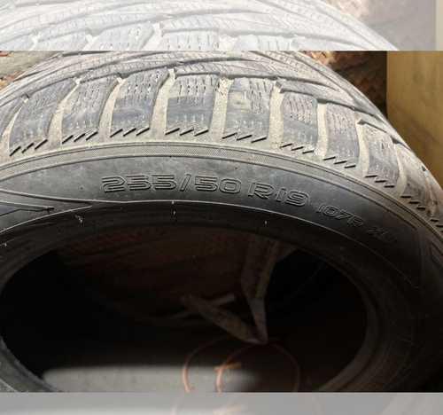 Nokian Tyres Hakkapeliitta R2 SUV 255/55 R19 и 235/50 R19