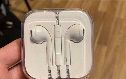 Наушники Apple earpods Lux