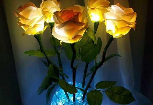 Светильник декоративный Букет кремовых роз