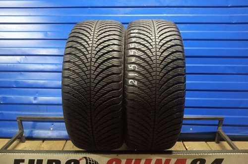 Goodyear Vector 4Seasons 215/55 R16 93V