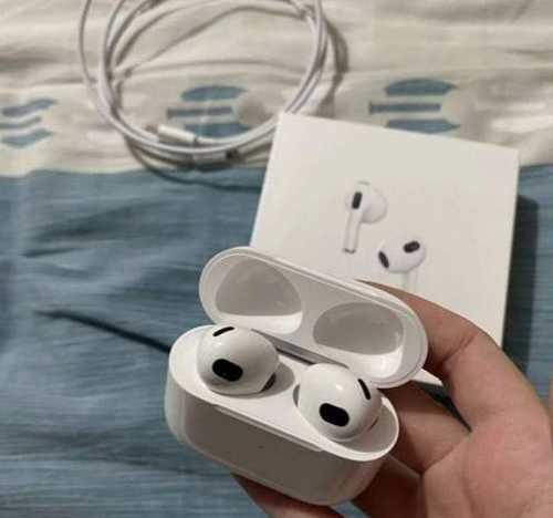 Беспроводные наушники airpods 3