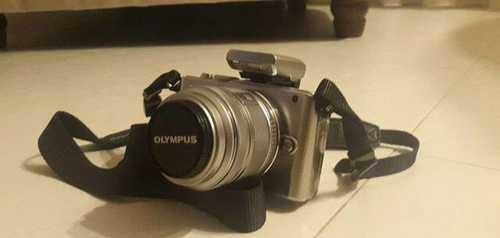Компактный фотоаппарат olympus pen E-PL3
