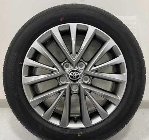 Новые Toyota Camry V55, Yokohama 215/55 R17