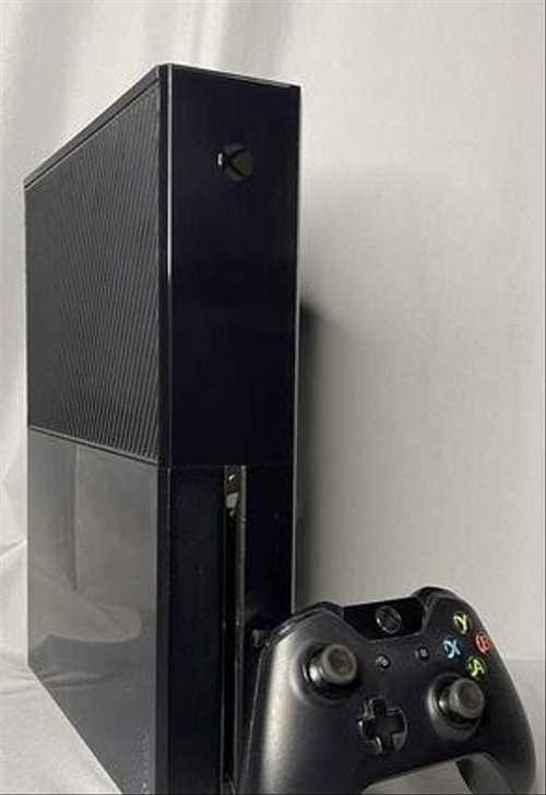 Xbox One 500Gb + 350 Игр