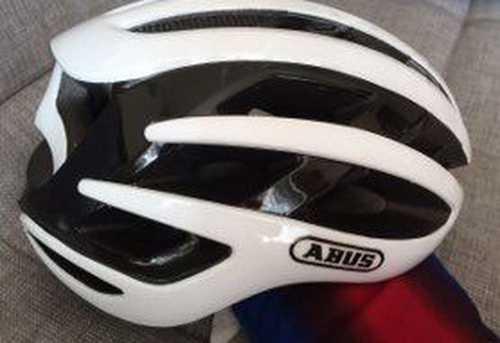Шлем велосипедный, шоссе, новый, 245 гр, белый