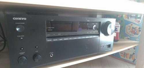 Ресивер Onkyo TX-NR686