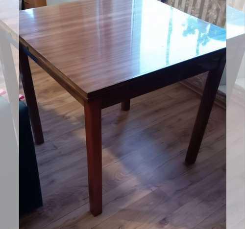 Продам стол