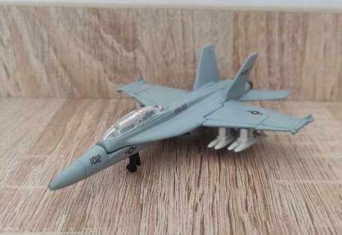 Самолет F/A-18E Super Hornet Maisto 1/136