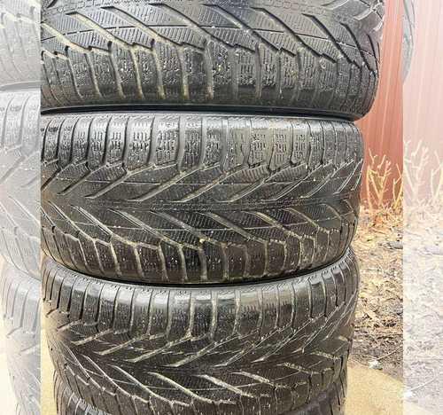 Nokian Tyres Hakkapeliitta R2 SUV 275/50 R20