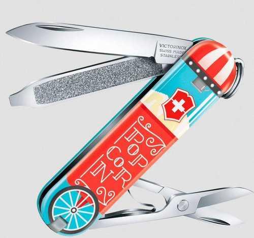 Нож Victorinox Classic Let IT Pop 0.6223.L1910