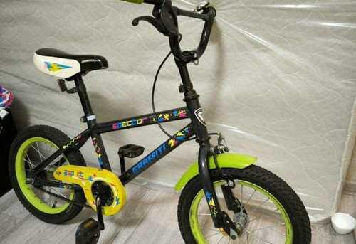 Велосипед детский с дополнительными колёсиками