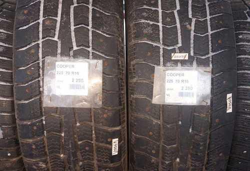 Cooper CS4 Touring T 225/70 R16