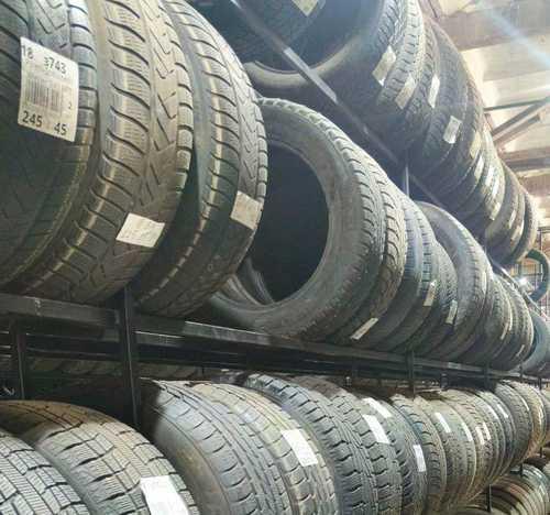 Continental CrossContact UHP E 265/40 R21 101M