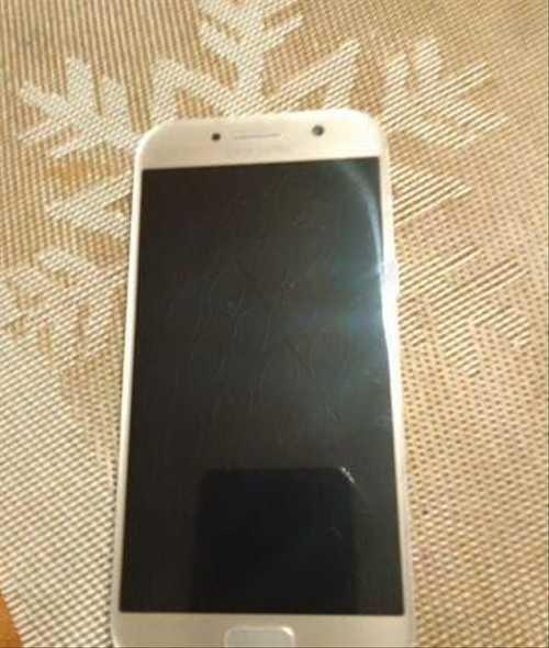 Смартфон Samsung A5