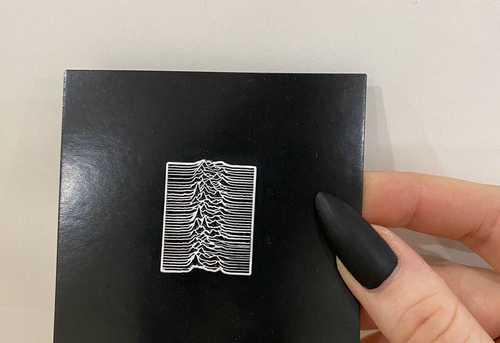 Металлический значок Joy Division