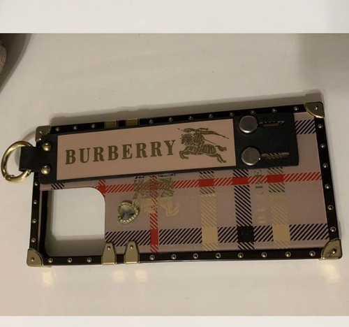 Чехол Burberry для iPhone 13