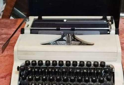 Пишущая машинка СССР