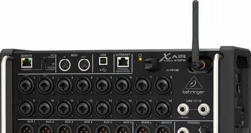 Цифровой микшерный пульт Behringer XR18