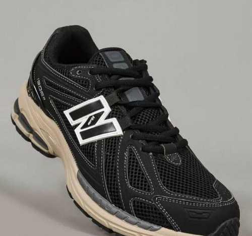 New Balance 1906R Black