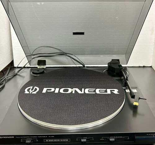 Проигрыватель винила Pioneer PL-Z91