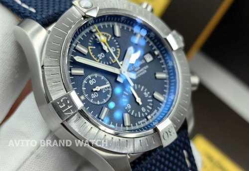 Часы Breitling Avenger Chronograph 45 Blue steel