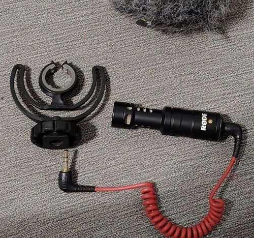 Микрофон Rode Videomicro для камеры