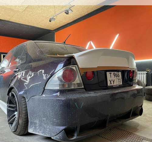 Спойлер Ducktail v3 на Altezza