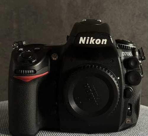 Nikon D700 Body (с аксессуарами)