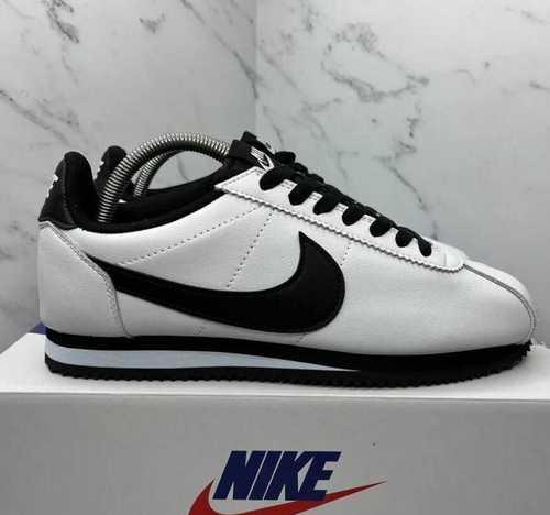 Nike Cortez White