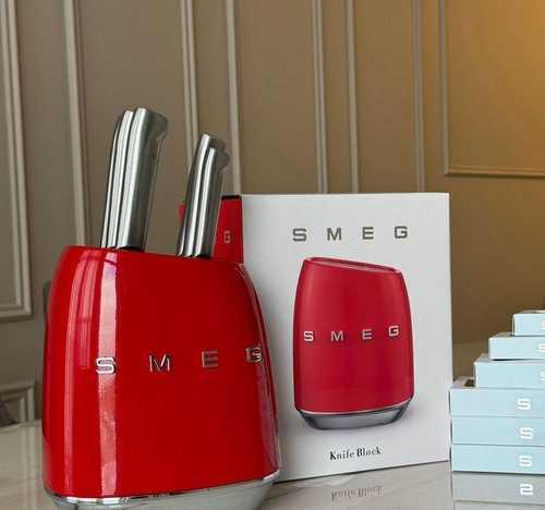 Ножи для кухни   красная подставка smeg